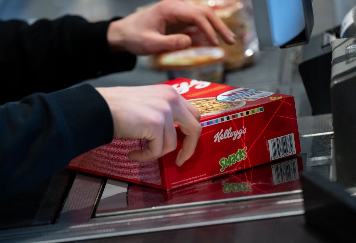 🎧 MFM Gençlerin Sesi: Drängeln an der Kasse – Wie gehen wir damit um?