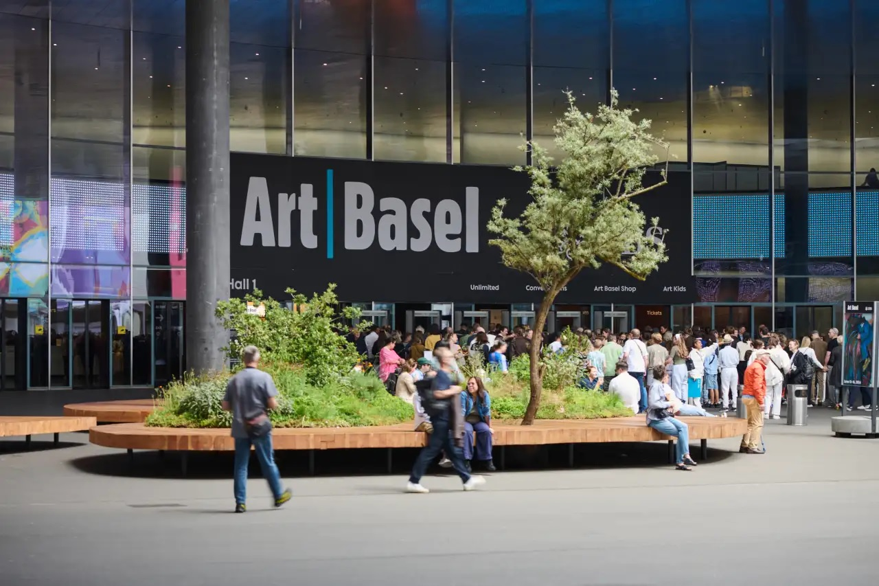 Basler Messe im Wüstenstaat: Politische Kritik an Art Basel Qatar ...